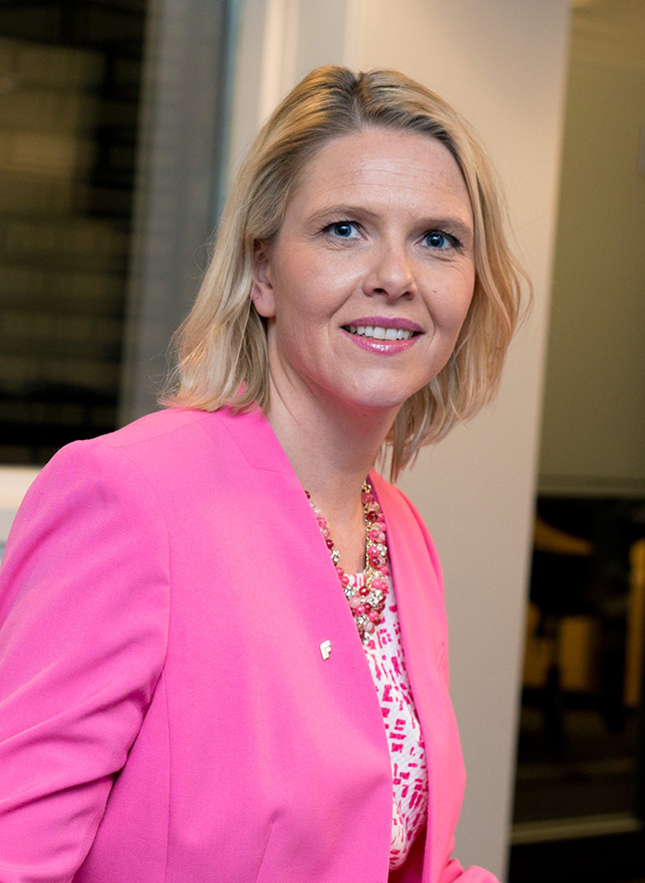 Sylvi Listhaug sier nei til flere flyktninger | Human Rights Service