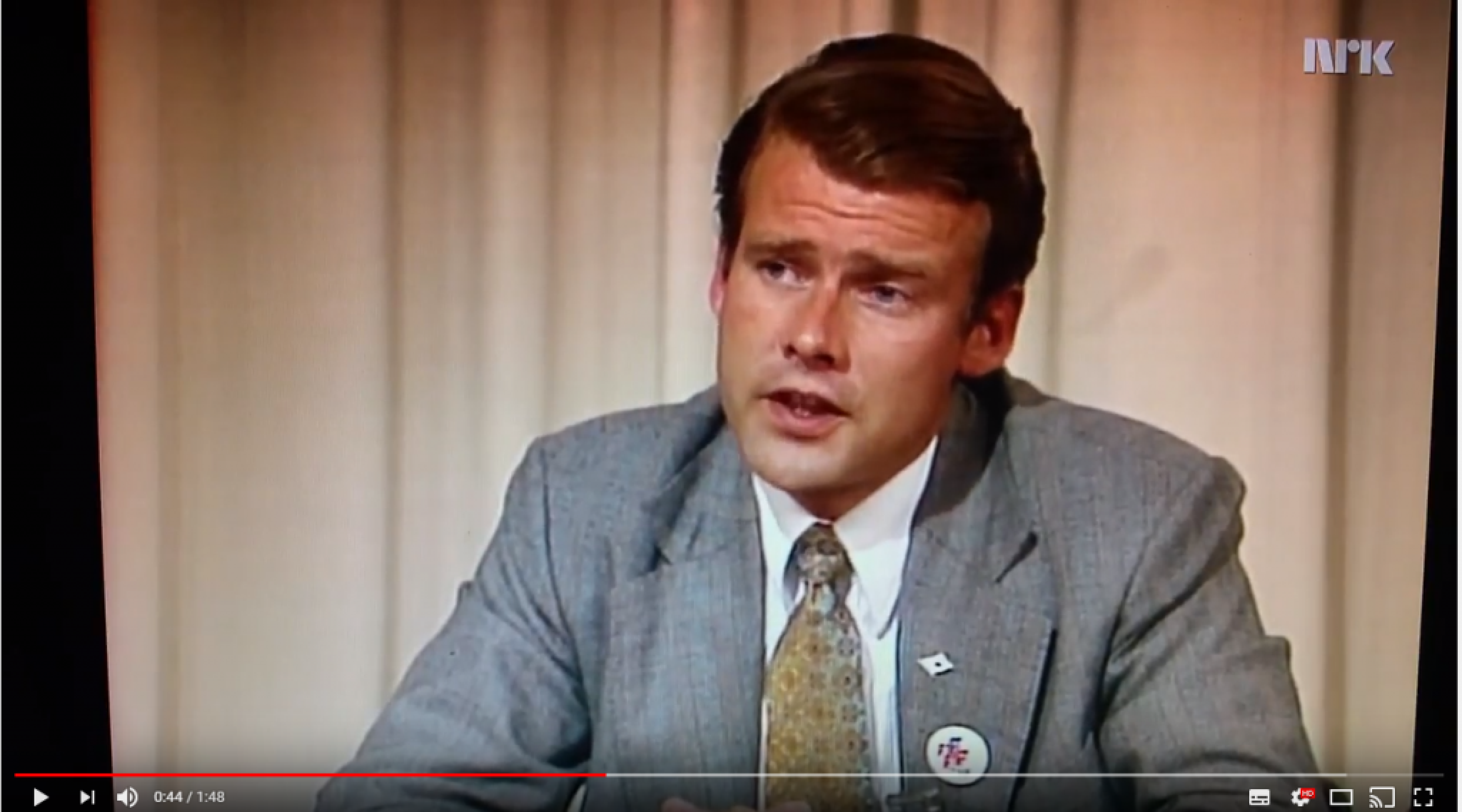 Carl I Hagen advarte mot svenske tilstander i 1977. Se video | Human ...